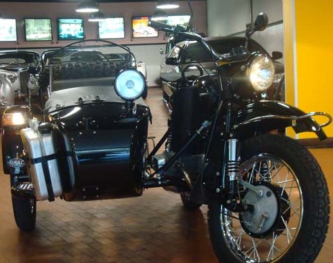 Noleggio moto sidecar Roma